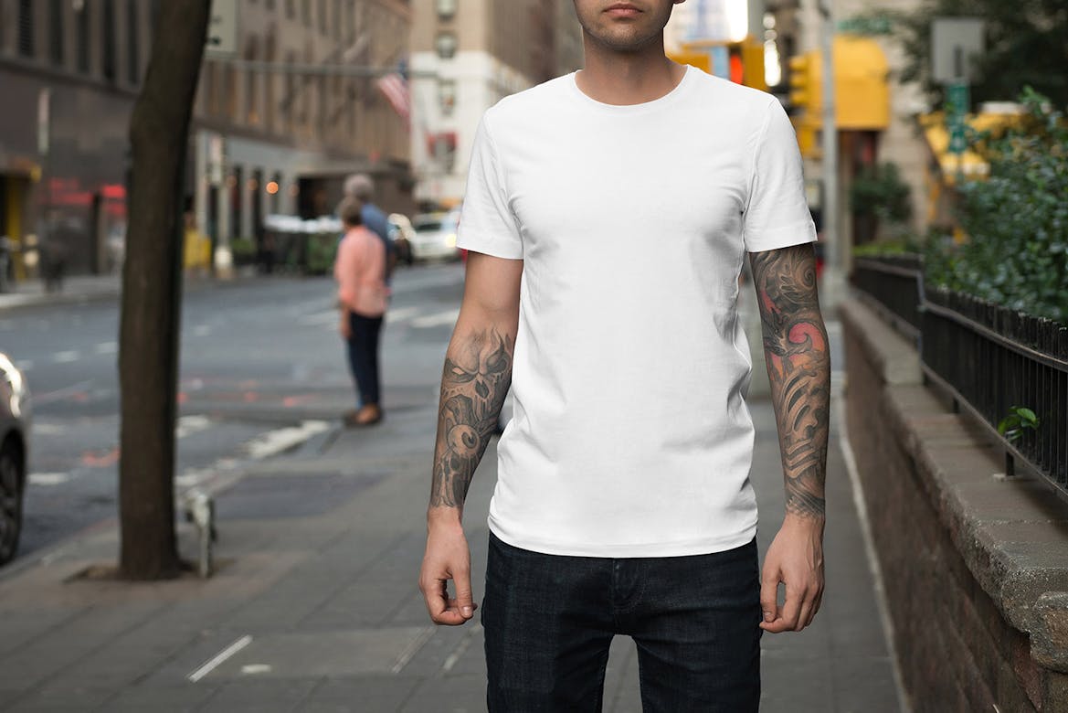 T-Shirt Mockup Male Model New York Scene 01 | Premium & Free PSD Mockup ...